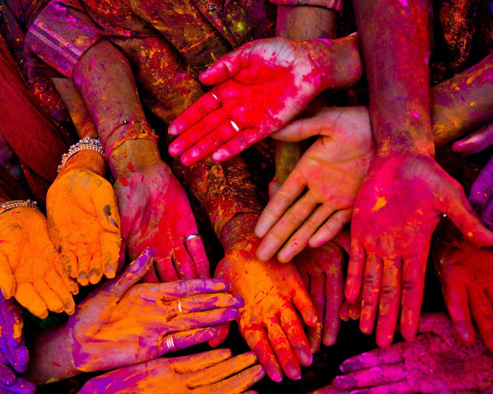 The ultimate calendar of celebrations around the world | KAYAK