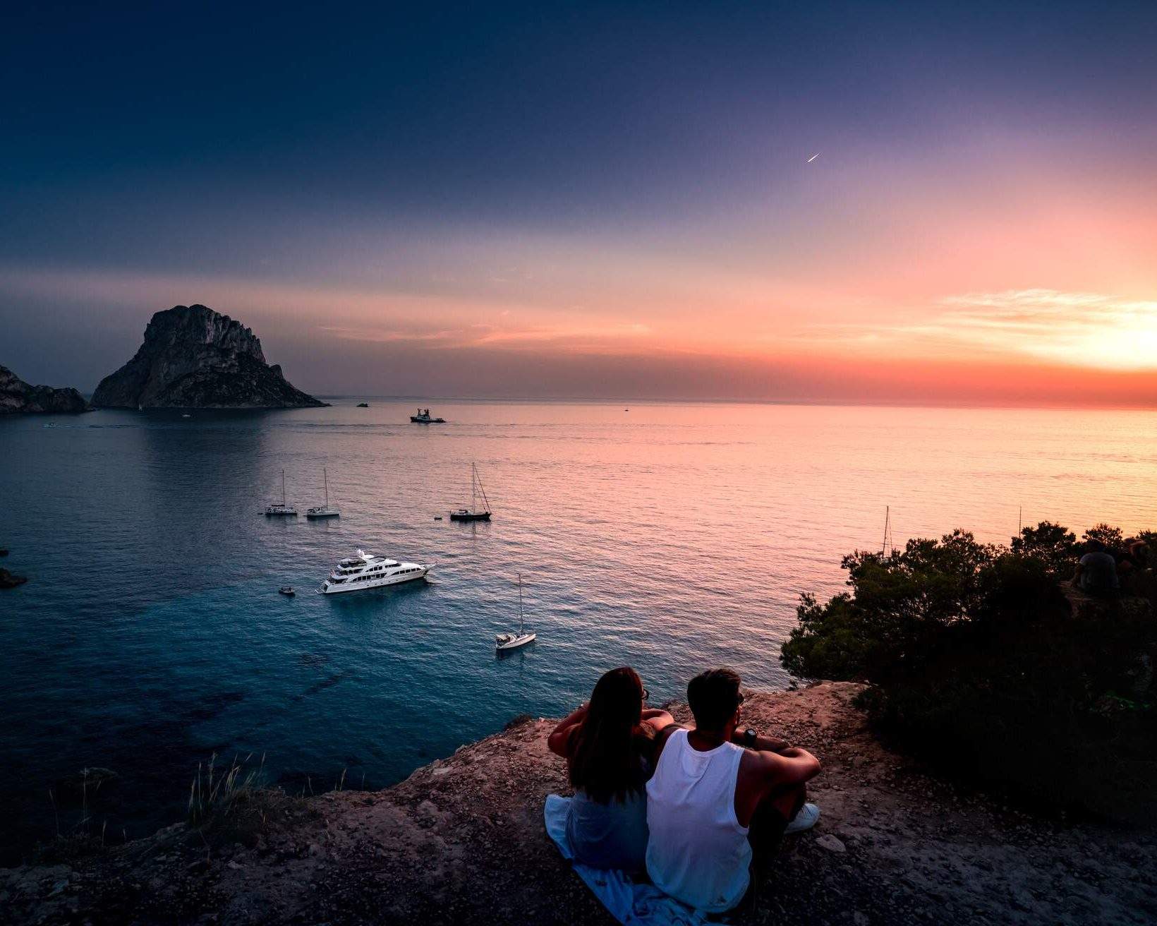 Best Places to Visit in August | KAYAK