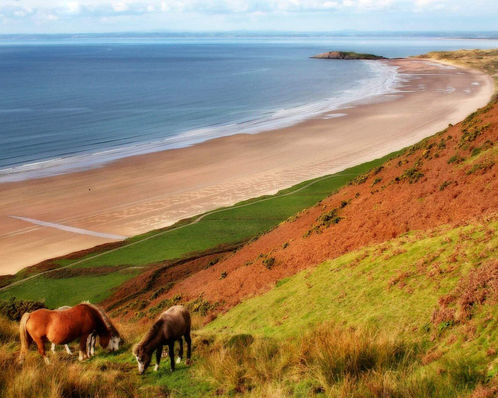 Visit the beaches of Wales and enjoy a trip to remember | KAYAK