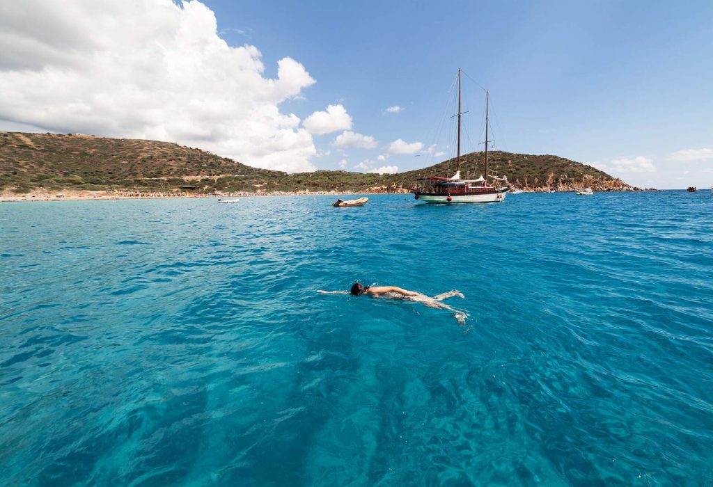 Have fun year-round﻿ with the best time to visit Sardinia | KAYAK