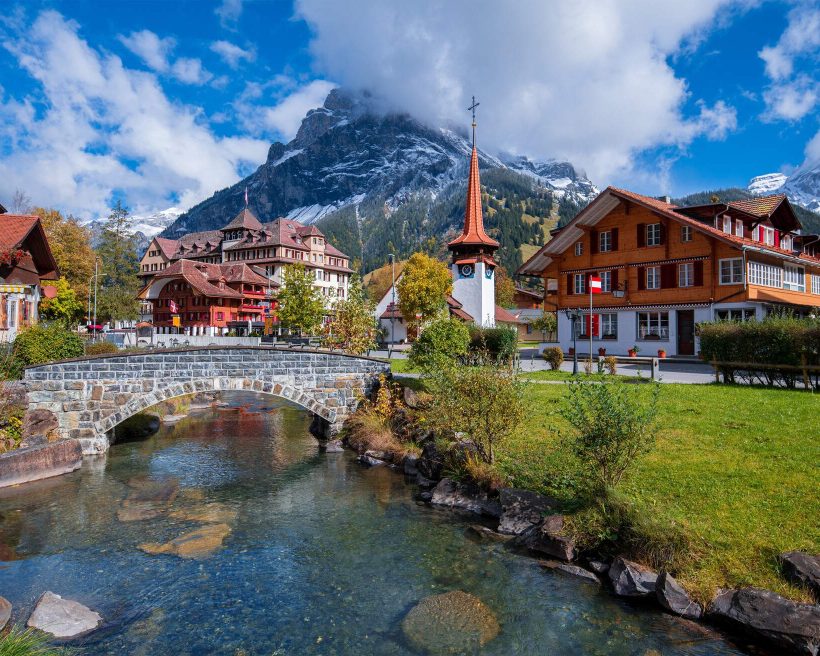 Explore the beauty of some of the best lakes in Switzerland | KAYAK