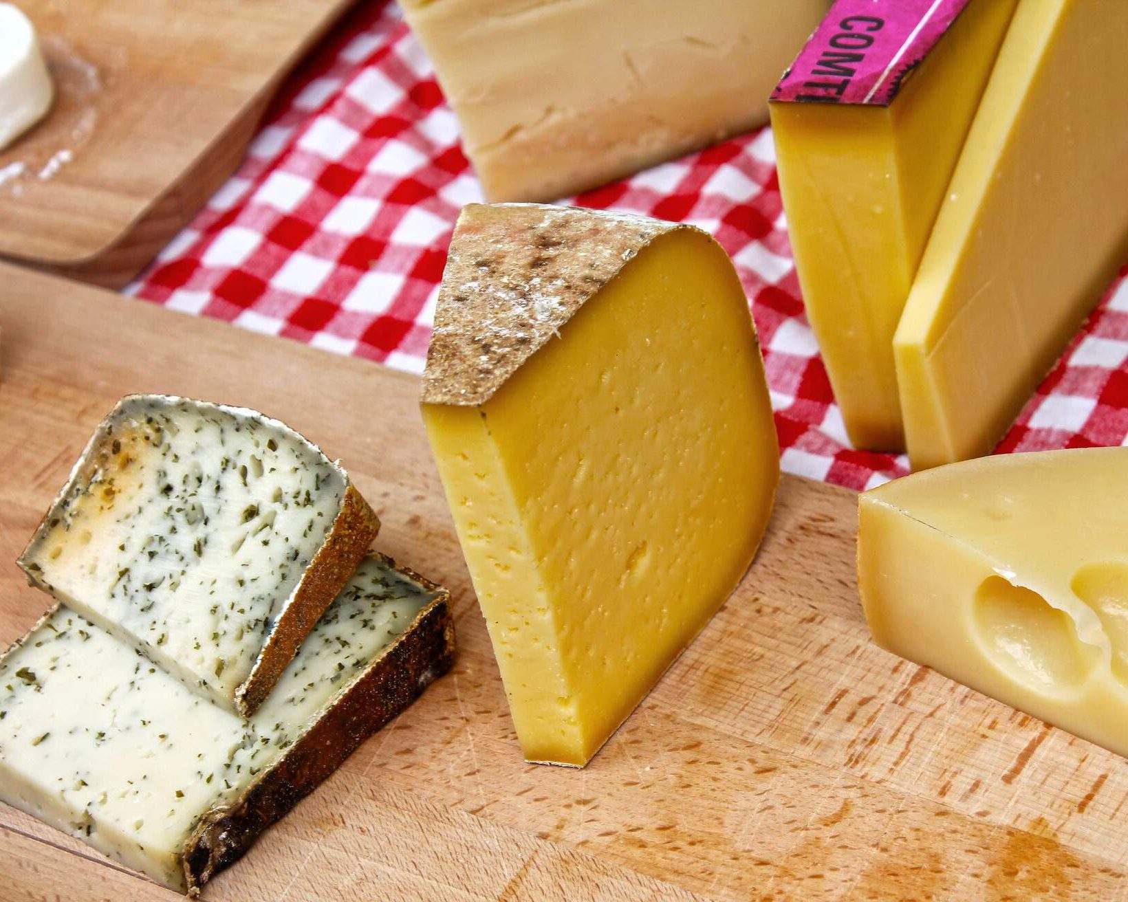 Our top guide on Swiss foods to try in Switzerland | KAYAK