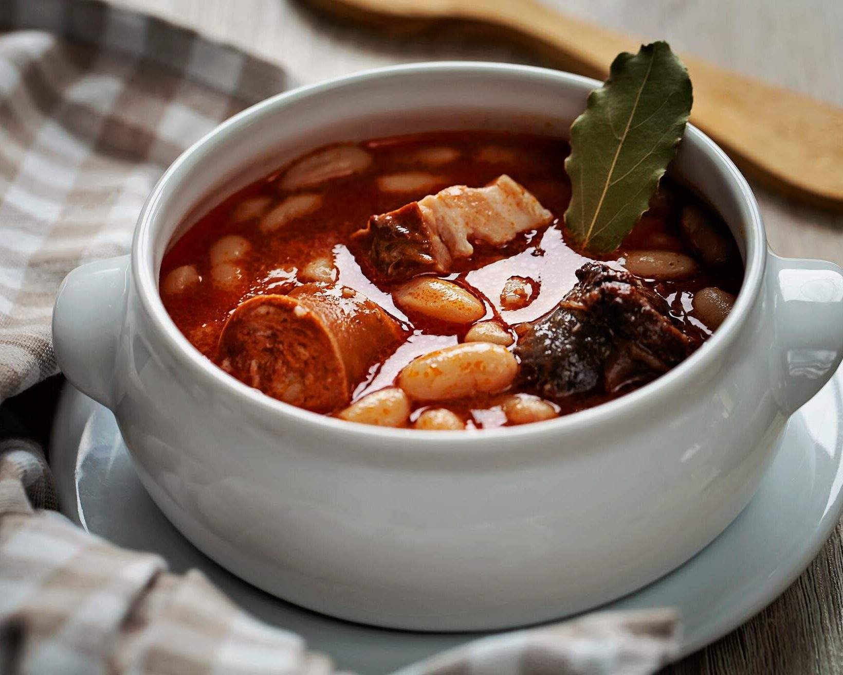 Traversing hearty traditional Spanish food | KAYAK