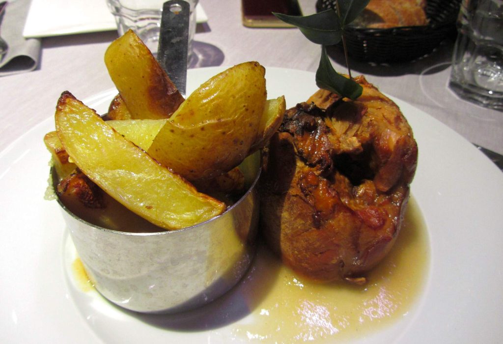 A guide to traditional Sardinian food and where to get it | KAYAK