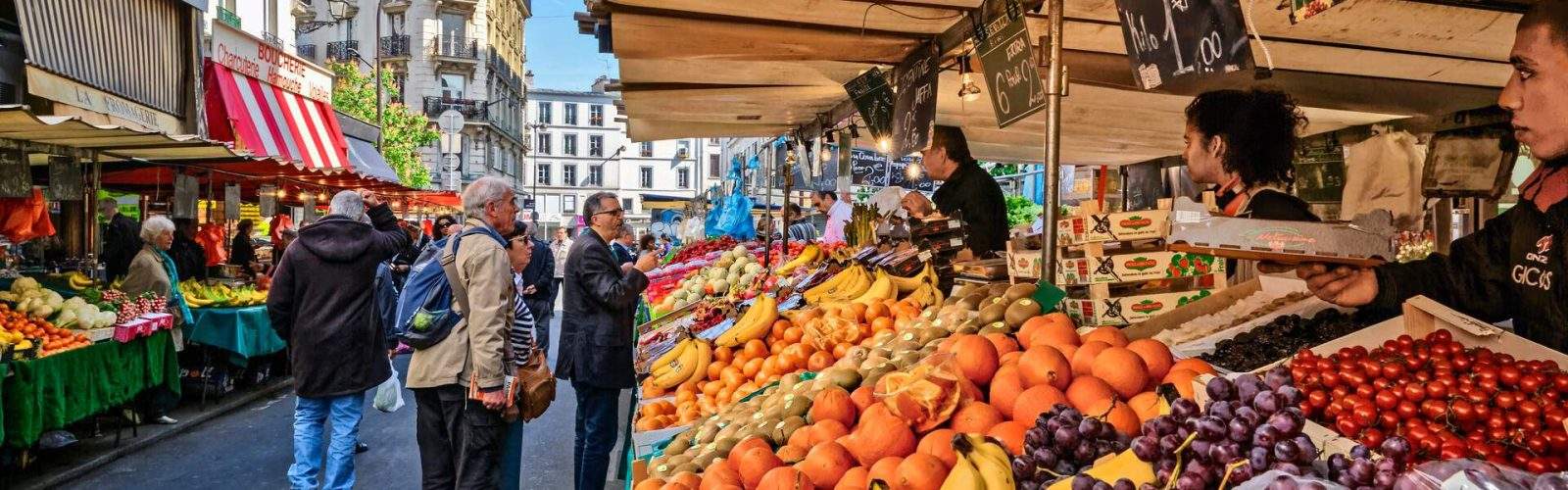 Enjoy our great guide on food markets in Paris | KAYAK