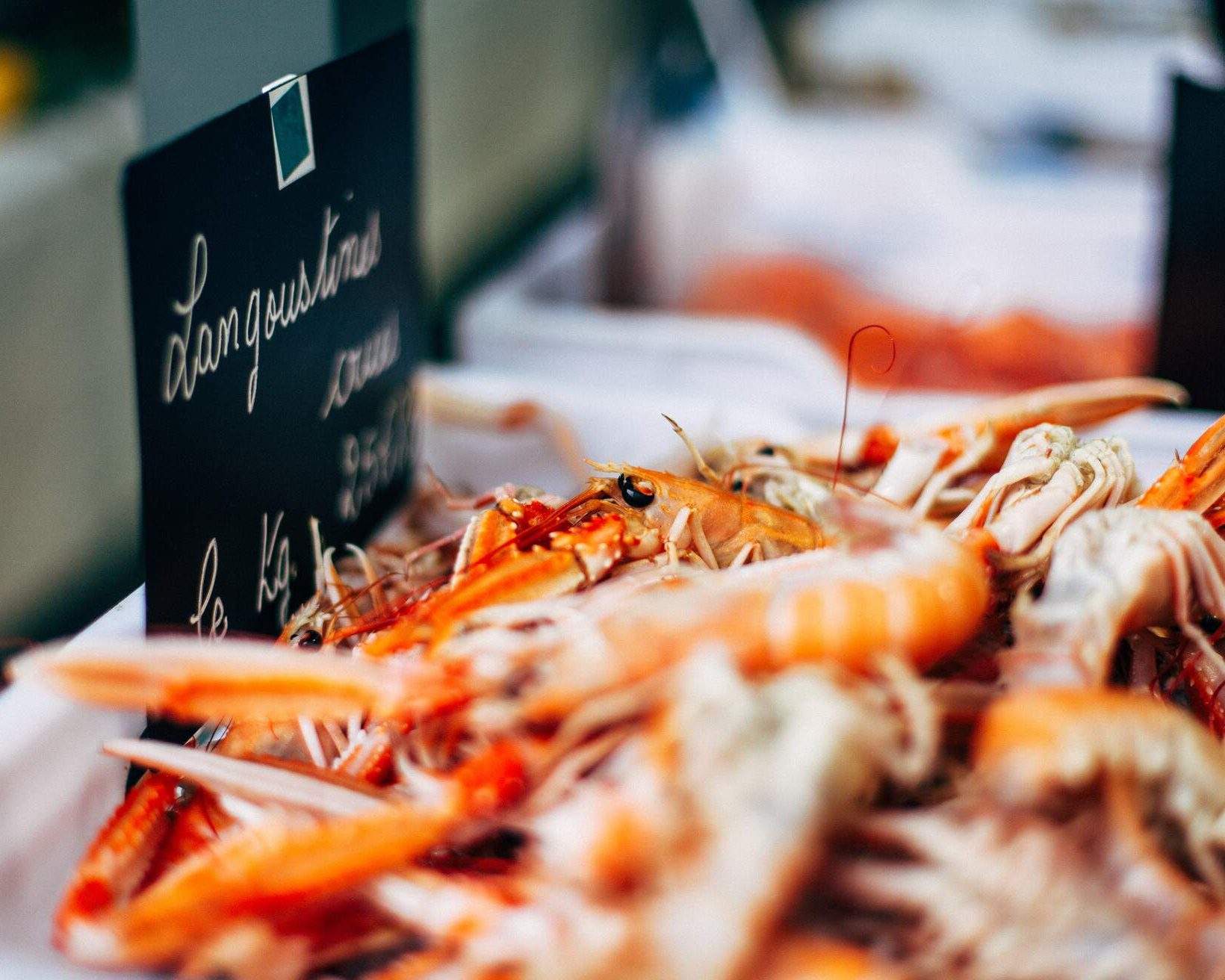 Enjoy our great guide on food markets in Paris | KAYAK