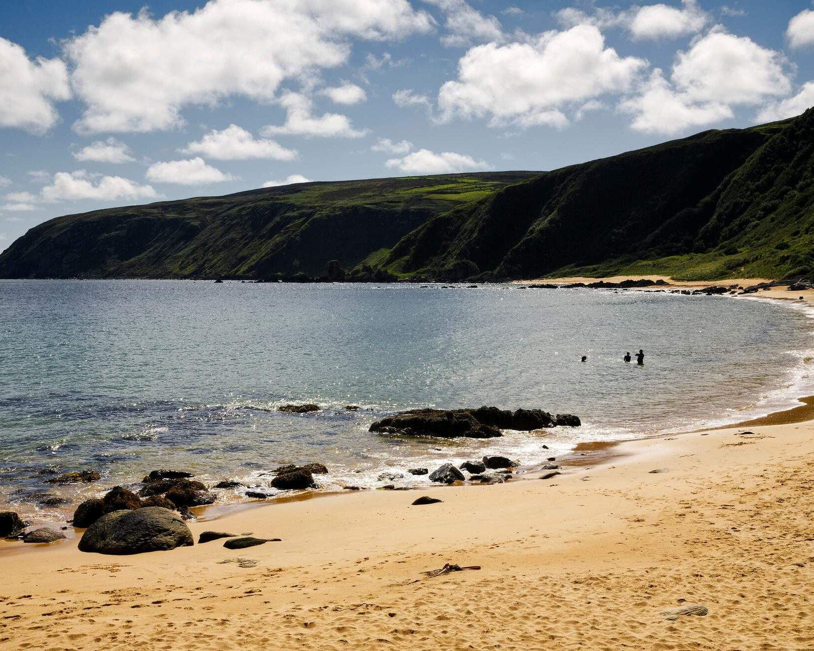 Make the most of your trip with the best beaches in Ireland | KAYAK