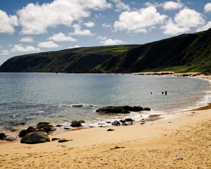 Make the most of your trip with the best beaches in Ireland | KAYAK