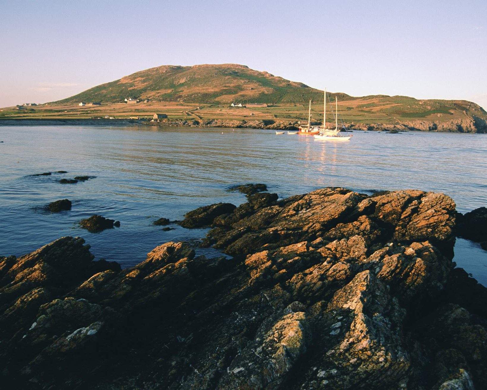 9 Natural Attractions in the UK for Hikers and Wildlife Lovers | KAYAK