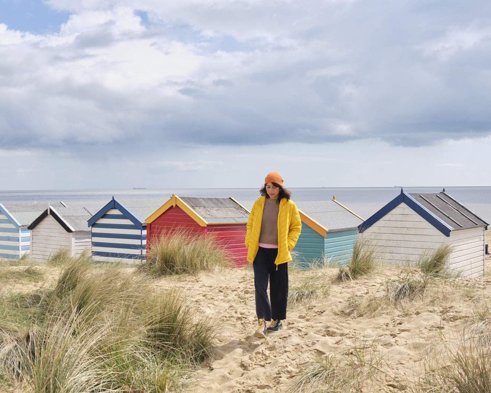 Explore different places where it is hot in October worldwide | KAYAK