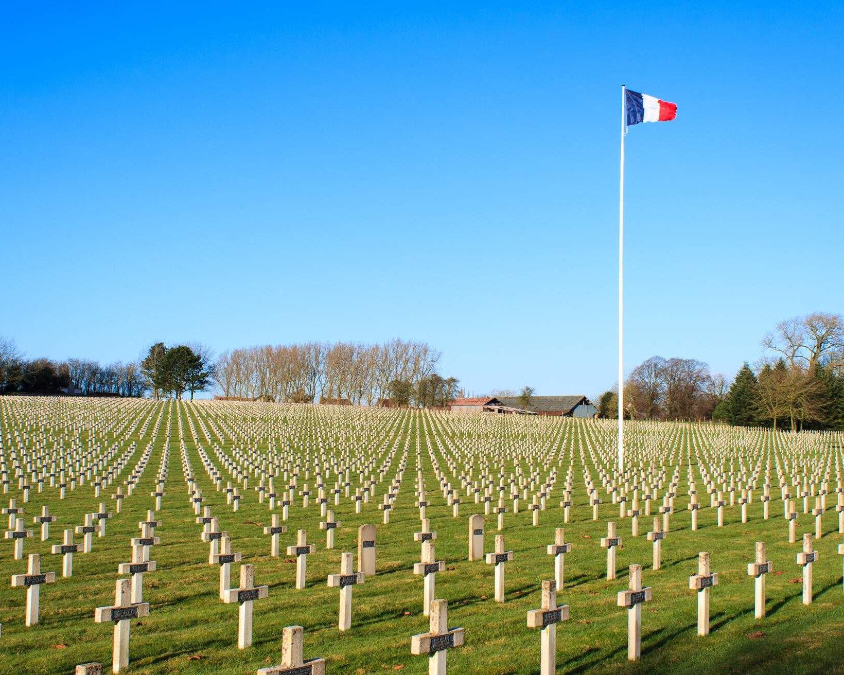 Enjoy a selection of beautiful walks when hiking in France | KAYAK