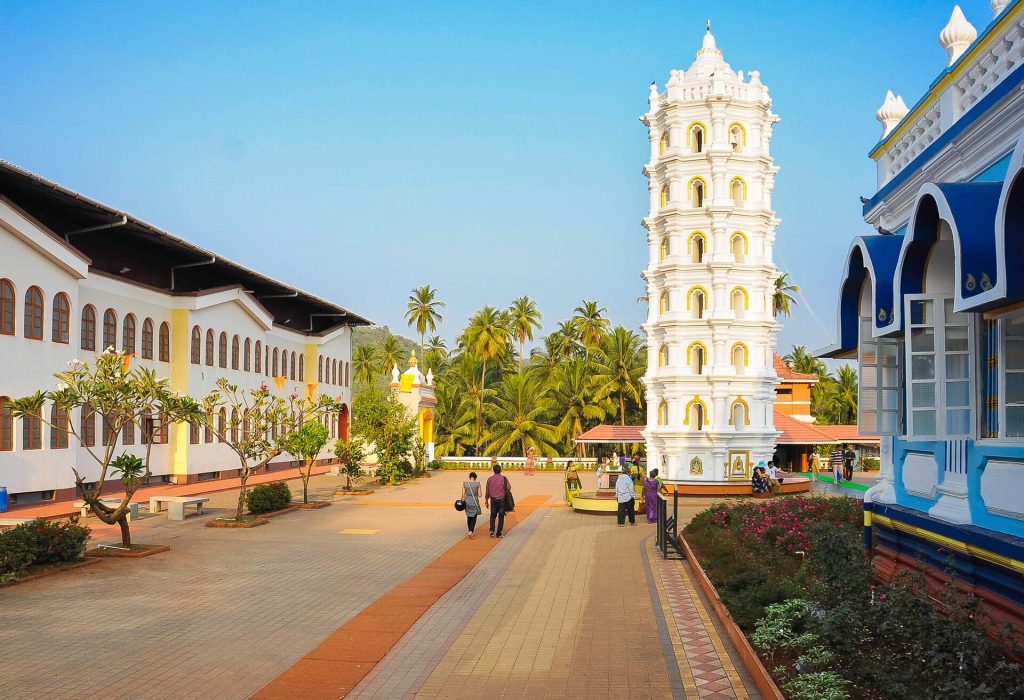 Take a tour of the most majestic temples in India | KAYAK