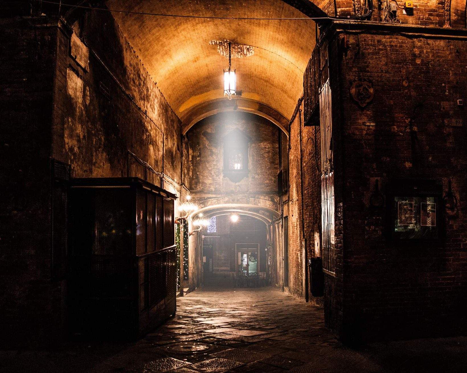 17 of the most haunted places in the UK | KAYAK