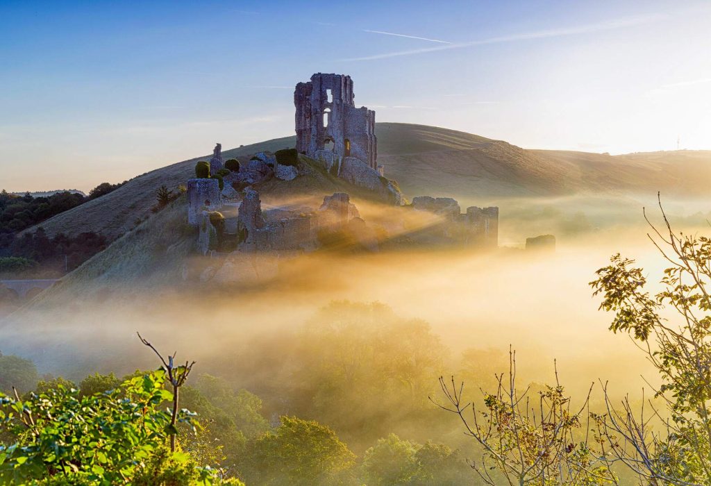 The 13 most haunted places to visit in England | KAYAK