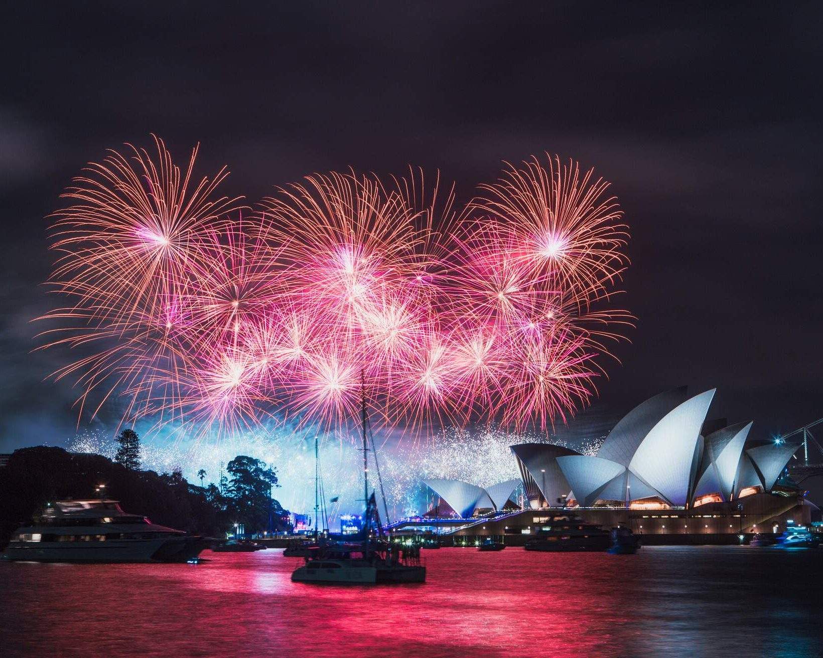 Explore our guide to the very best drag events in Sydney | KAYAK