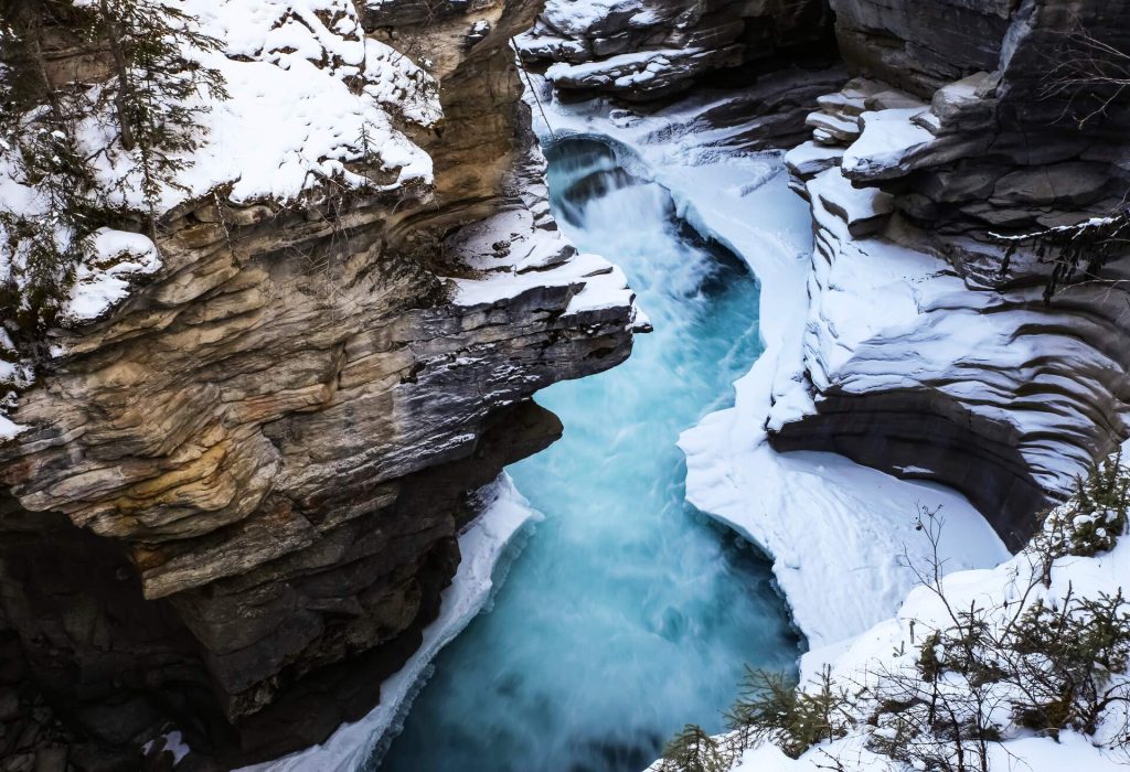 Marvel at the most treasured waterfalls in Canada | KAYAK