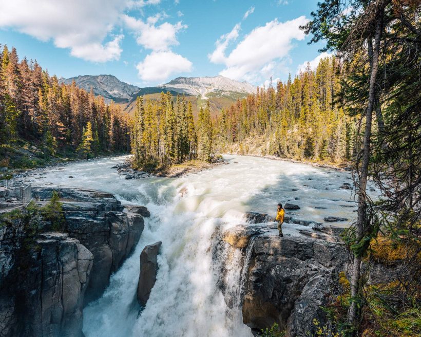 Marvel at the most treasured waterfalls in Canada | KAYAK