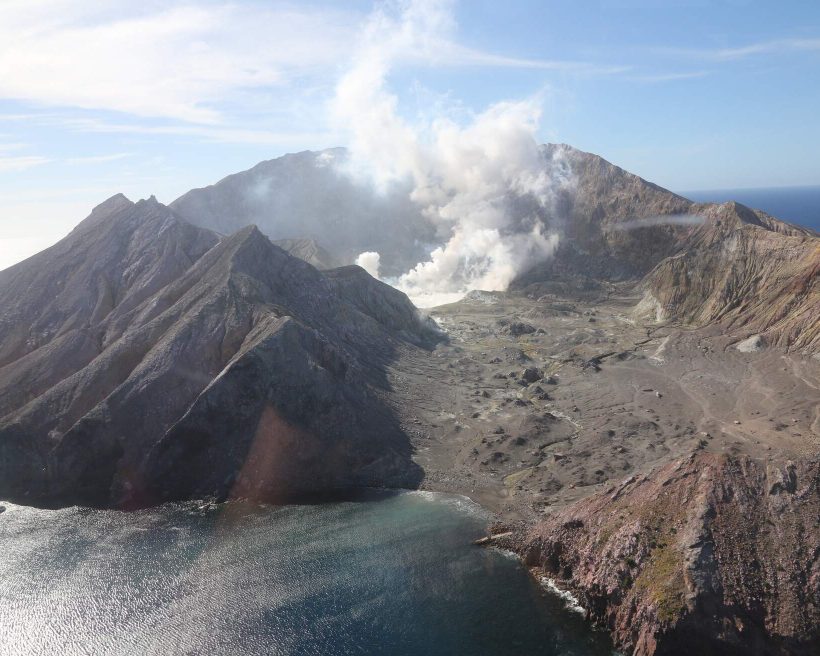 Top 12 Lunar Landscapes on Earth Revealed | KAYAK