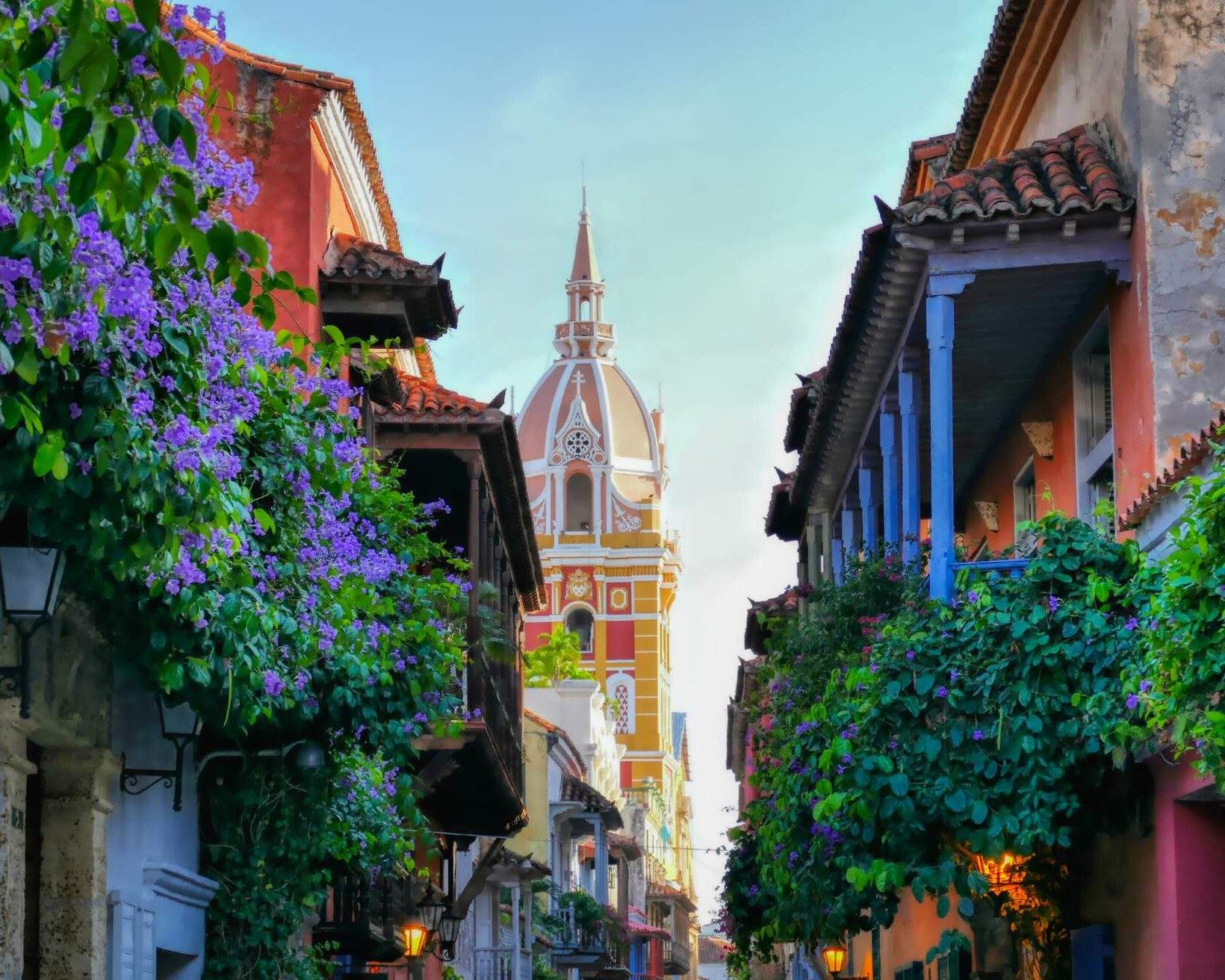 Where is hot in March 2024? 10 countries to visit for sun | KAYAK