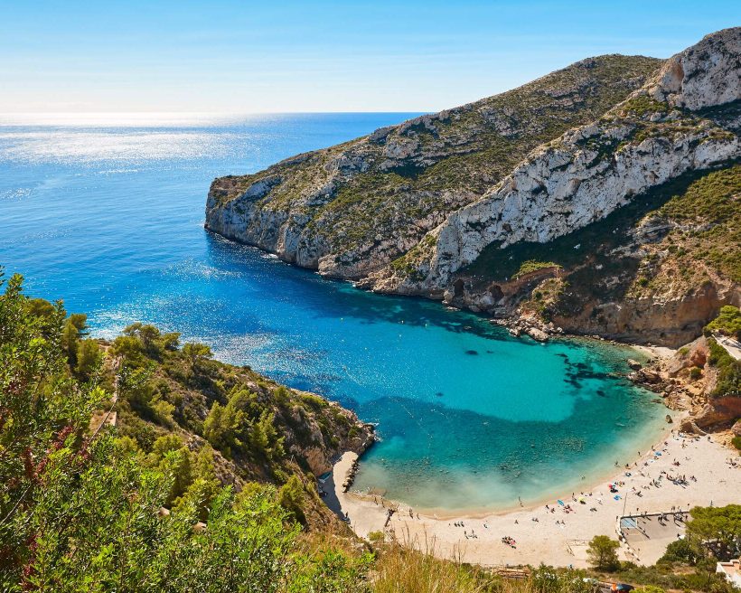 Uncover some of the most beautiful Alicante beaches | KAYAK