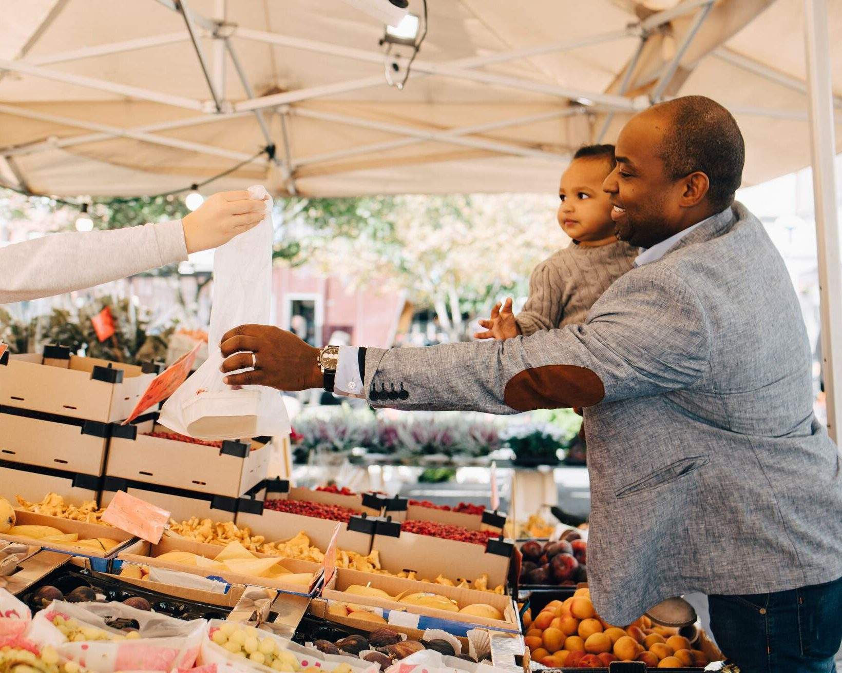 Explore some of the best food markets in Edinburgh | KAYAK