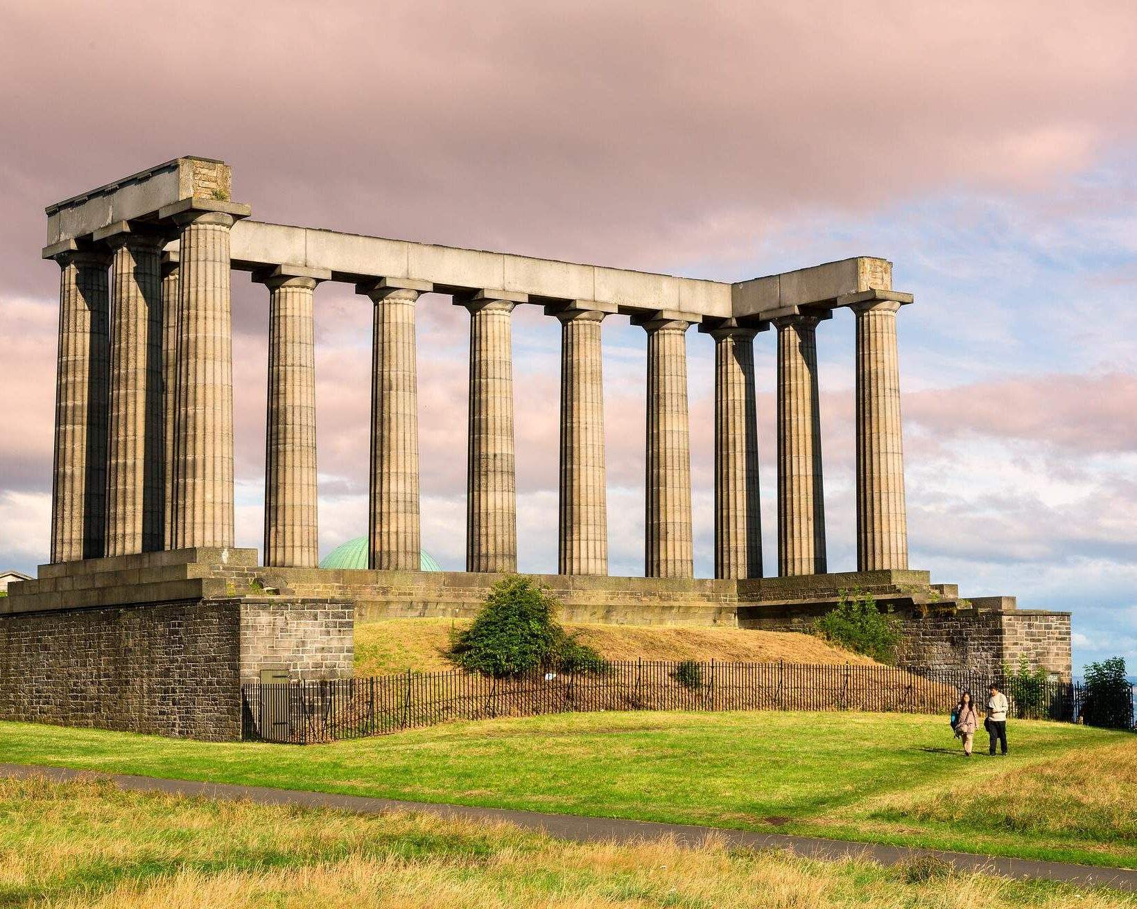 Gems that make the architecture in Edinburgh intriguing | KAYAK