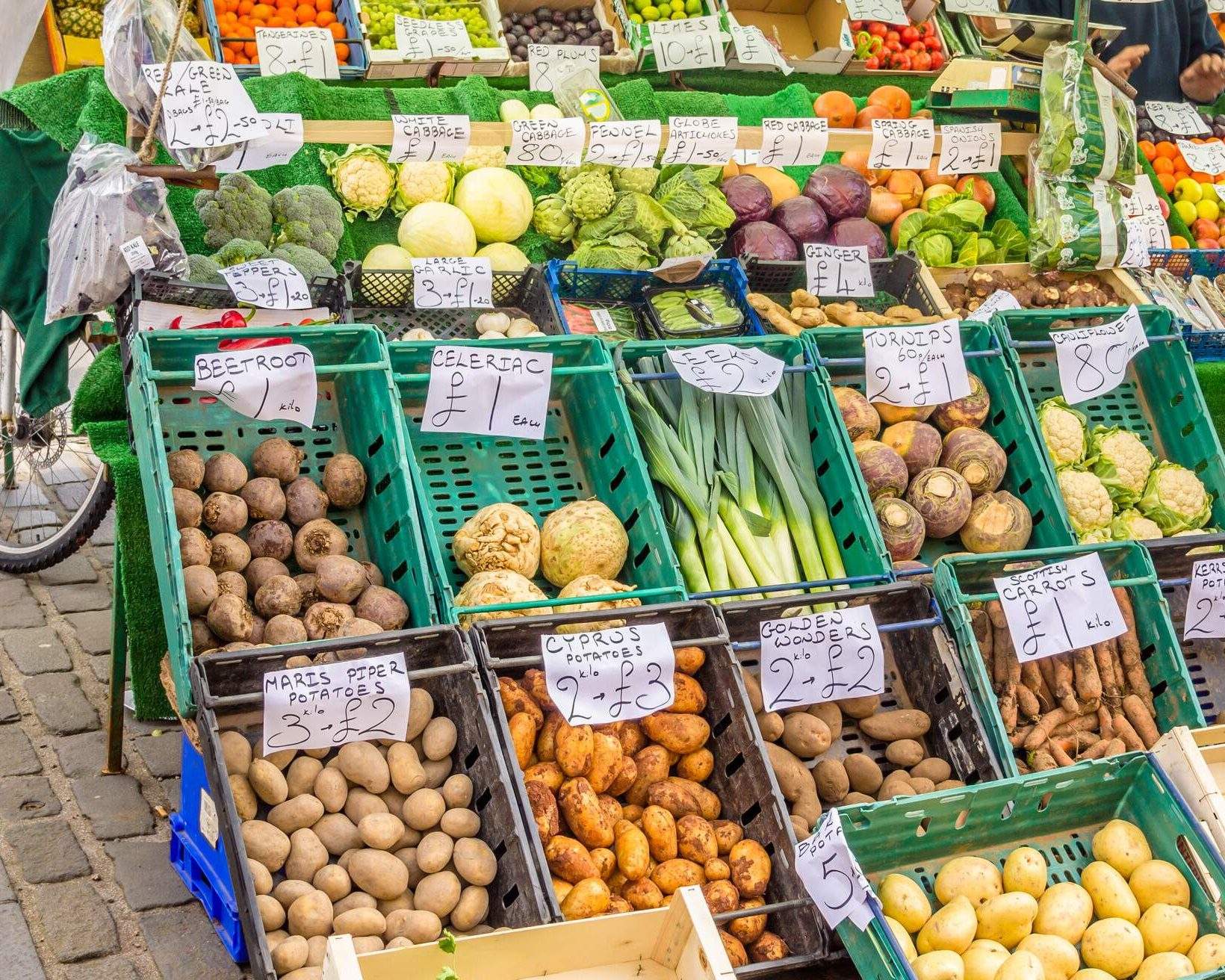 Explore some of the best food markets in Edinburgh | KAYAK
