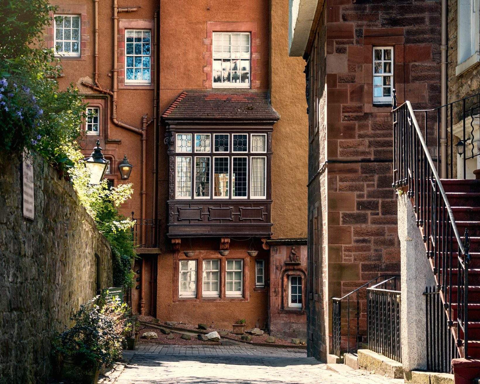 Gems that make the architecture in Edinburgh intriguing | KAYAK