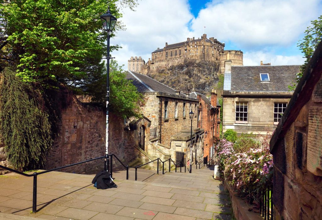 Gems that make the architecture in Edinburgh intriguing | KAYAK