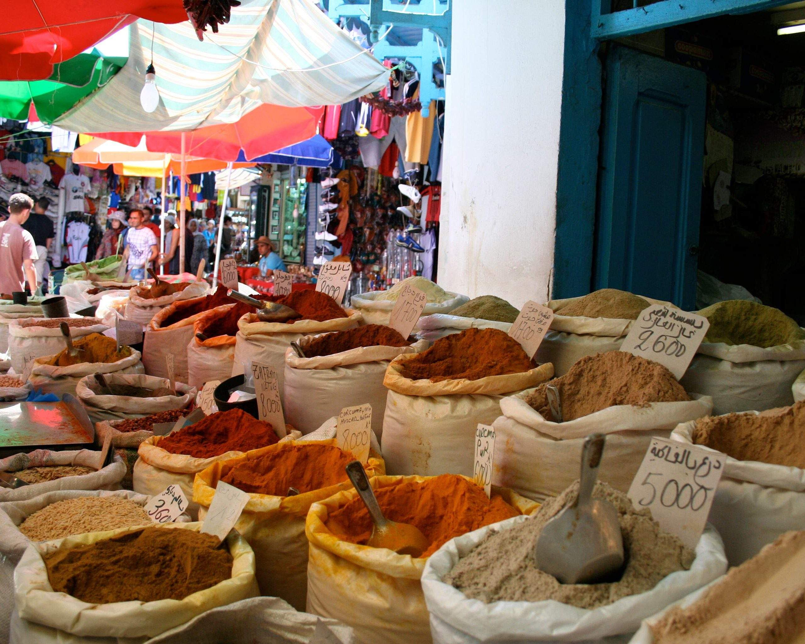 Where is hot in April 2025: the 10 best destinations | KAYAK