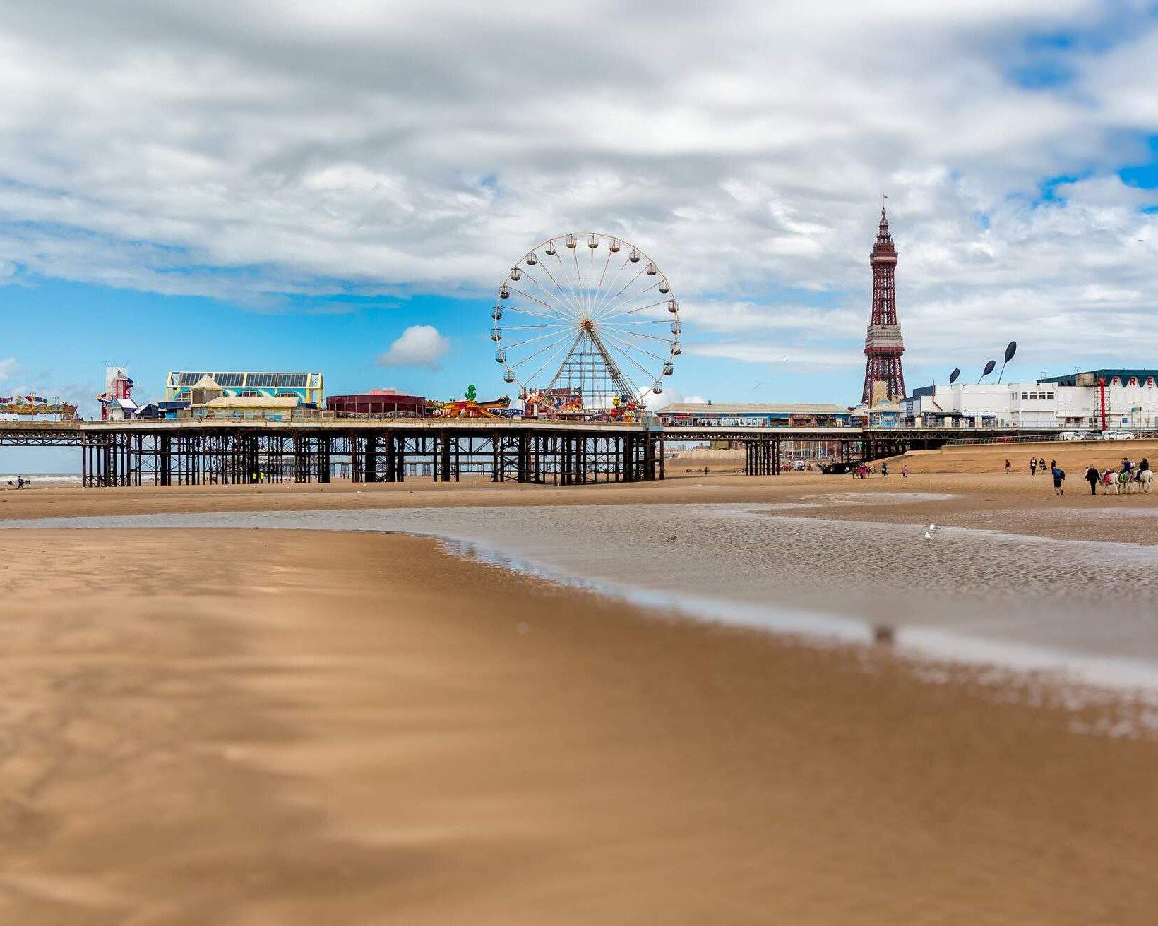 13 exciting day trips from Manchester | KAYAK