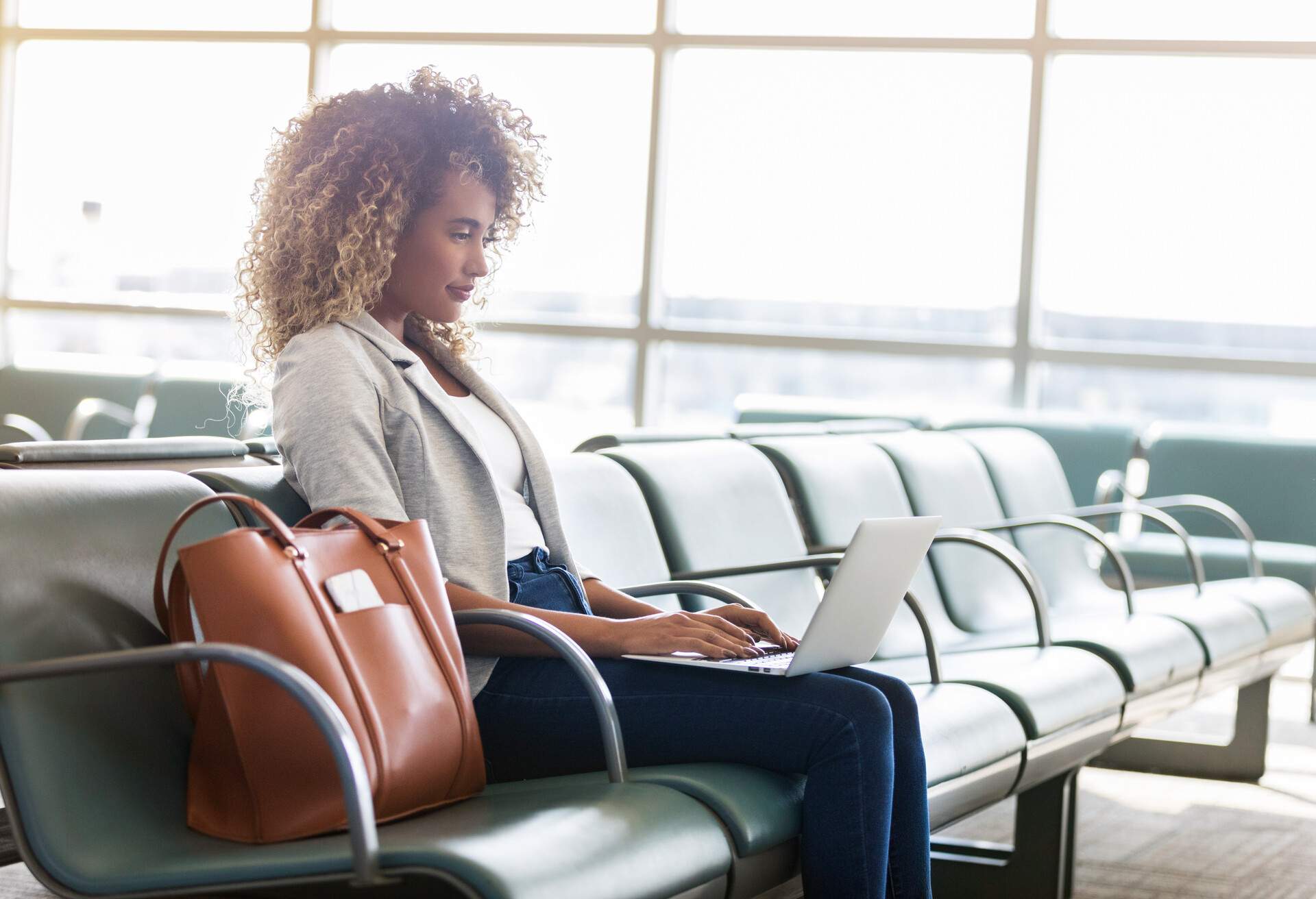 Travel right: Hand luggage size and weight guide | KAYAK