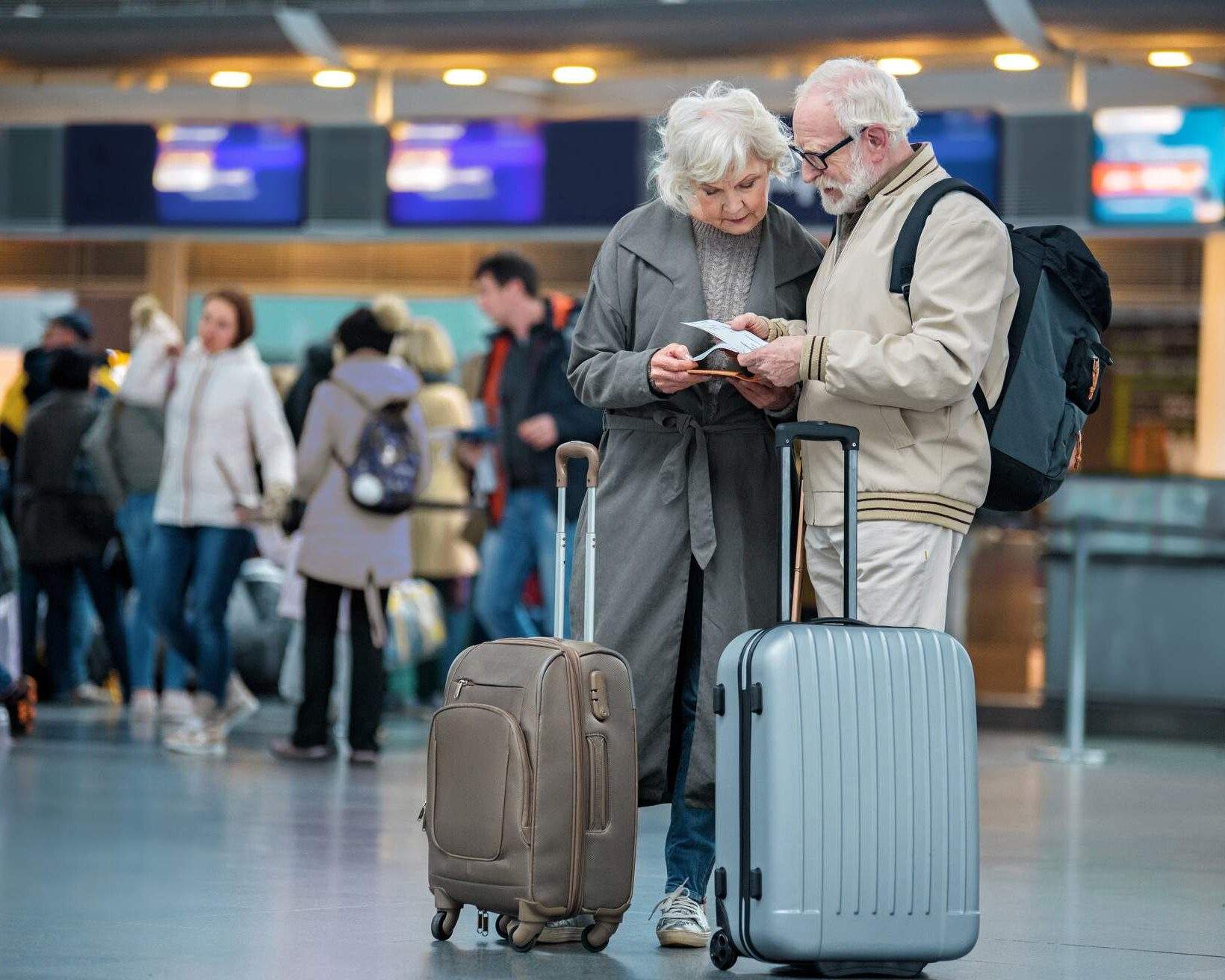 Travel right: Hand luggage size and weight guide | KAYAK