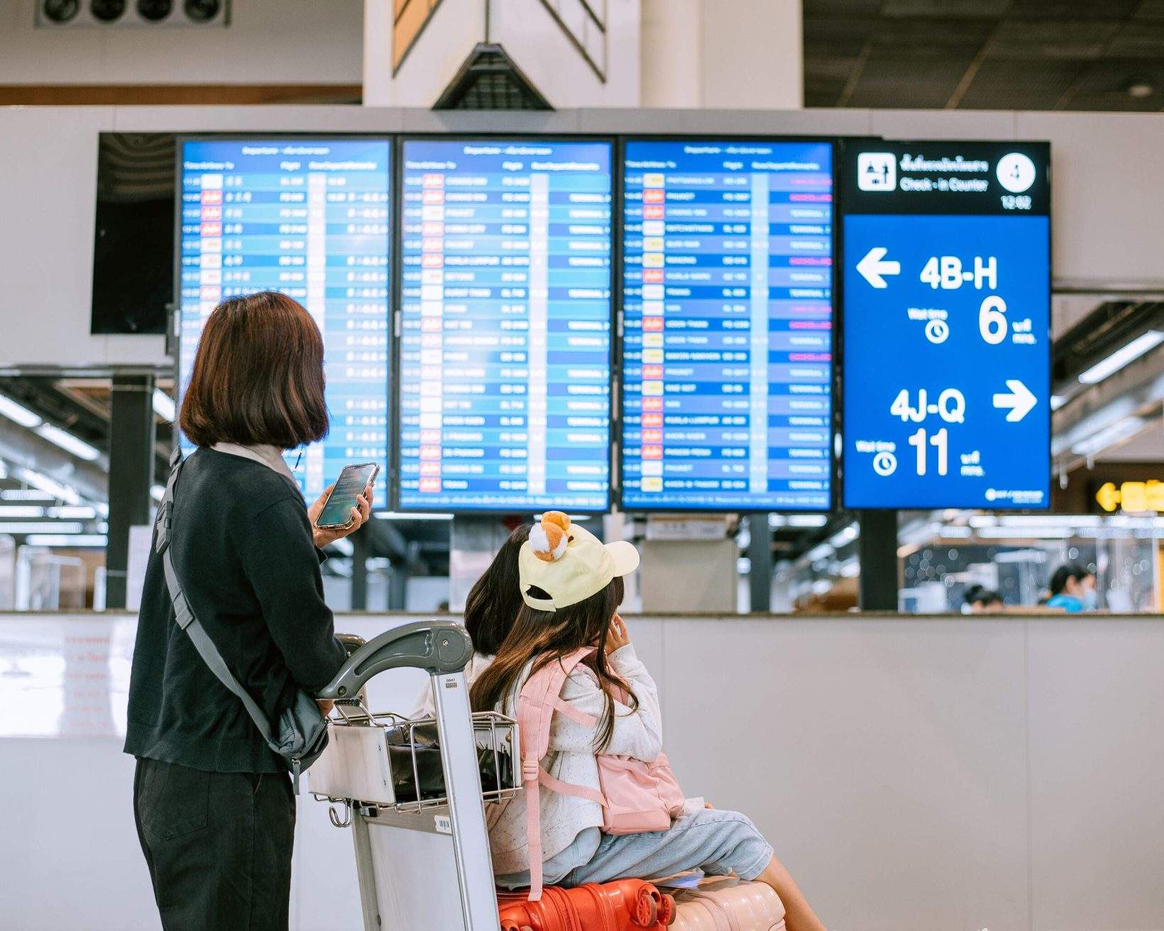 Why is my flight delayed? Here are the common causes | KAYAK