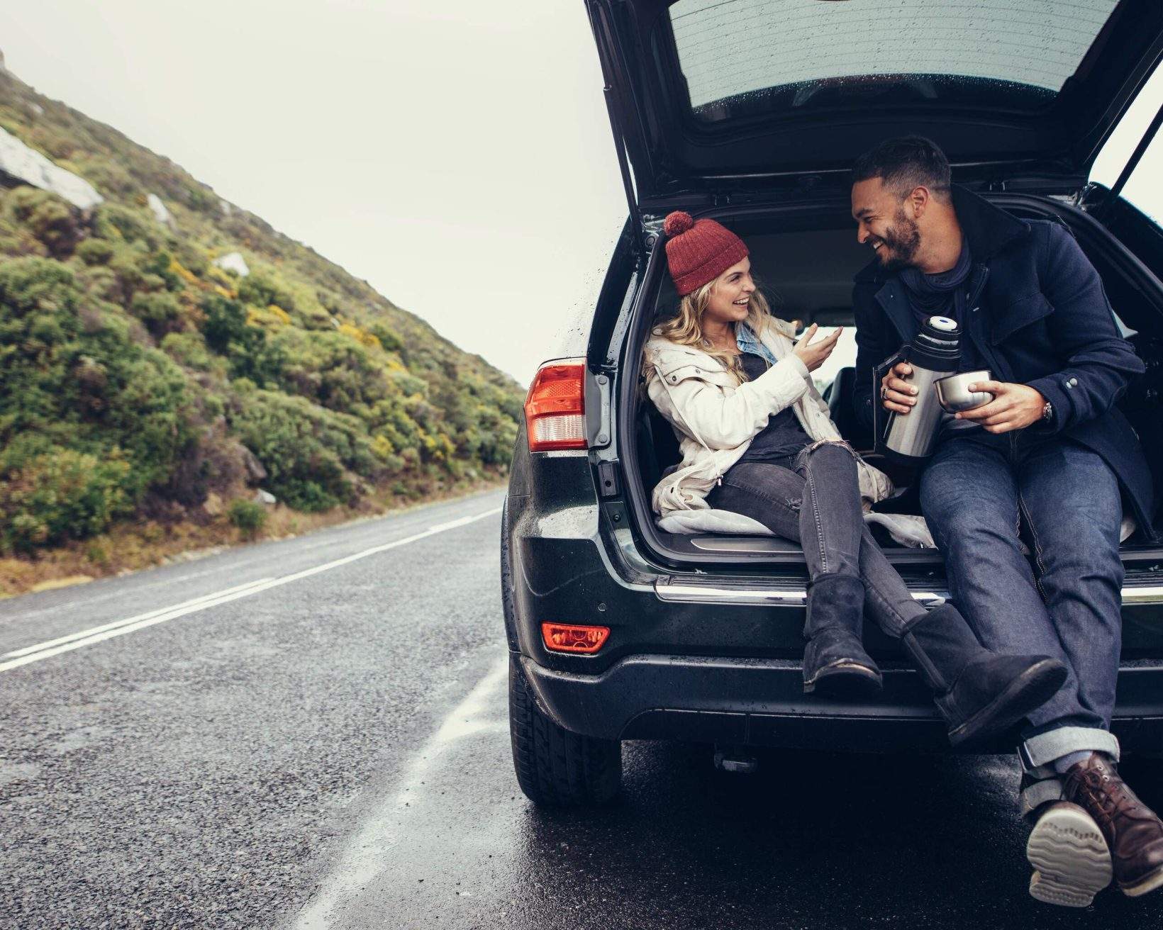 Driving in Ireland: Rules and Requirements | KAYAK Blog UK