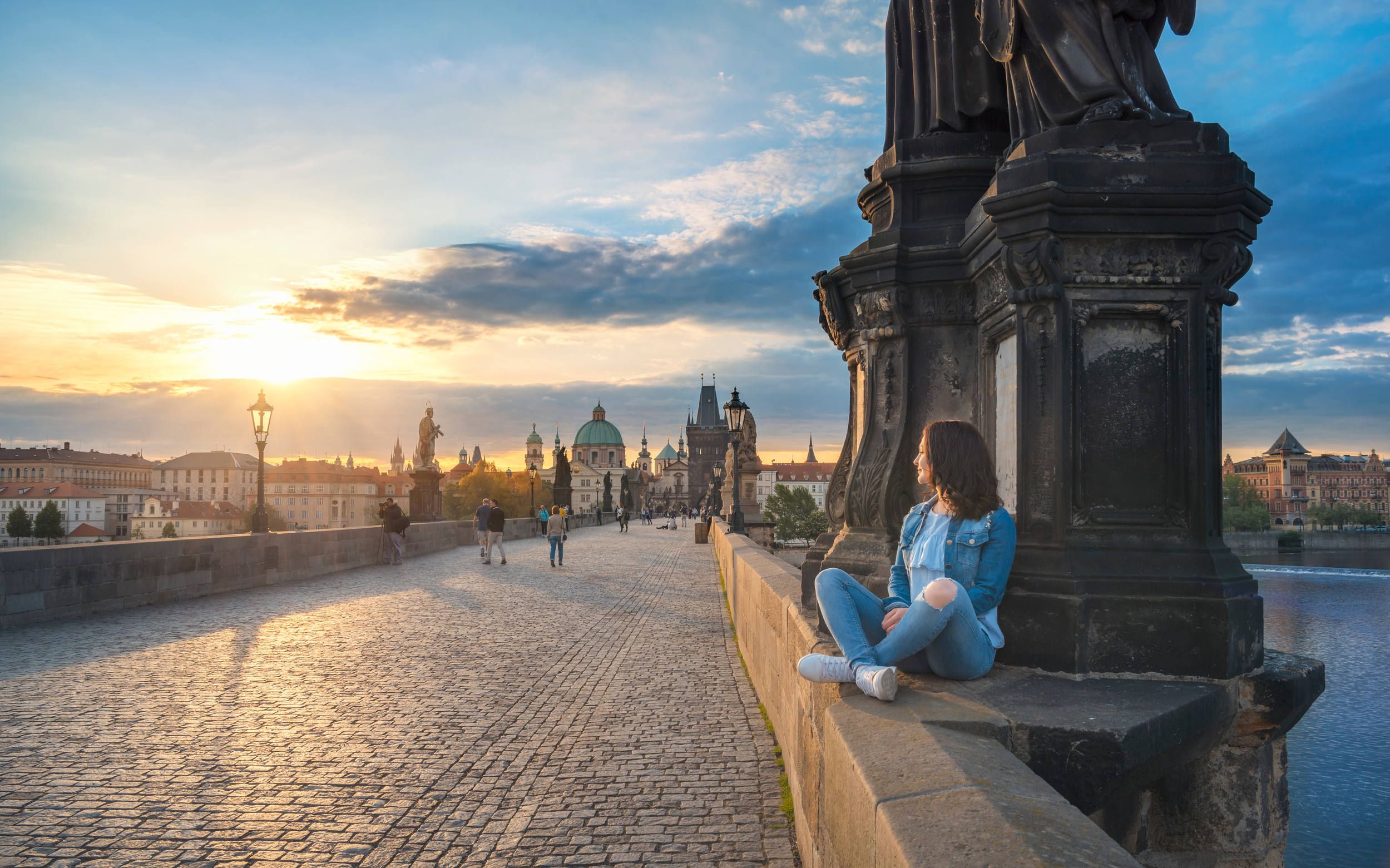 £20 Cheap Flights to Prague - KAYAK