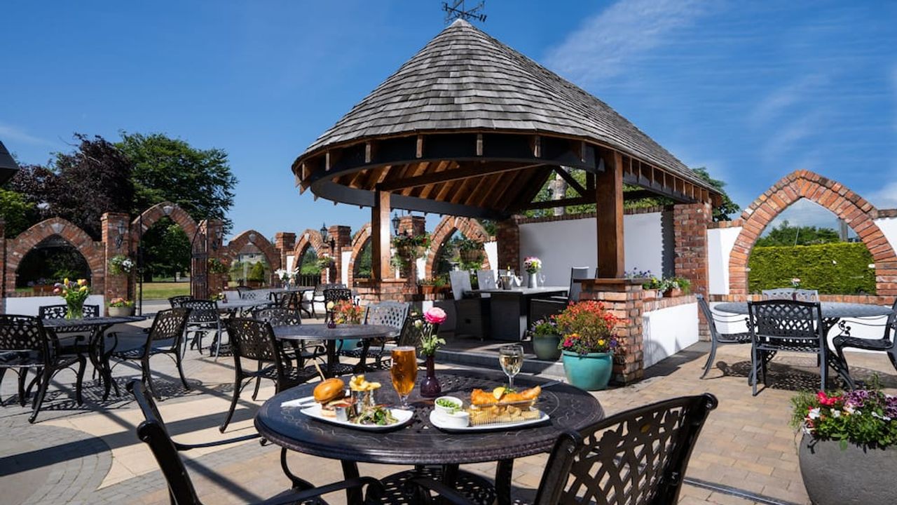 Burrendale Hotel Country Club & Spa £195. Maghera Hotel Deals & Reviews ...