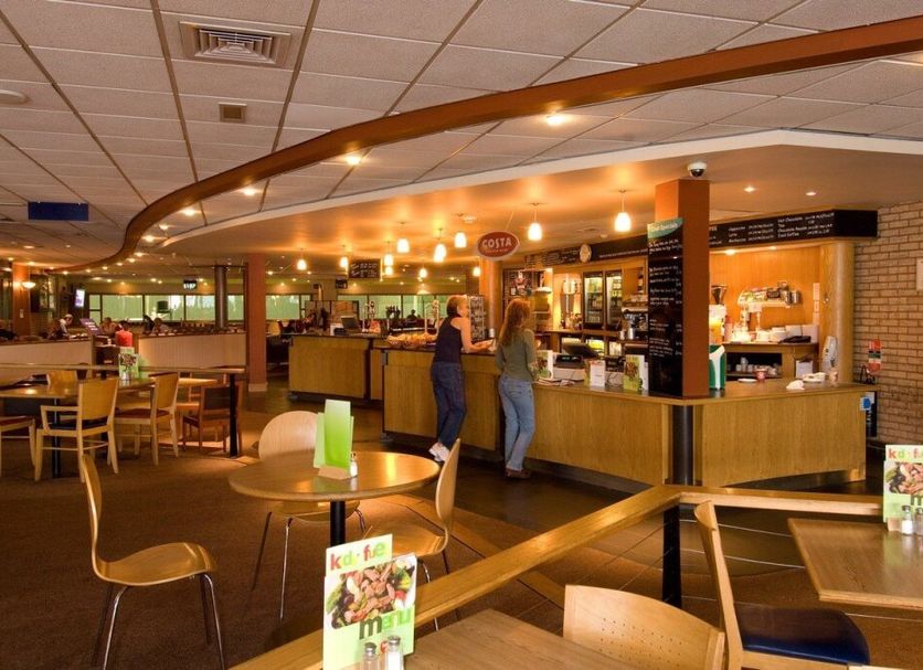 Zip By Premier Inn Cardiff £28. Cardiff Hotel Deals & Reviews - KAYAK