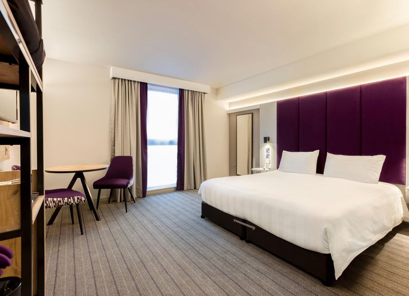 Premier Inn Reading - Caversham Bridge £55. Reading Hotel Deals ...