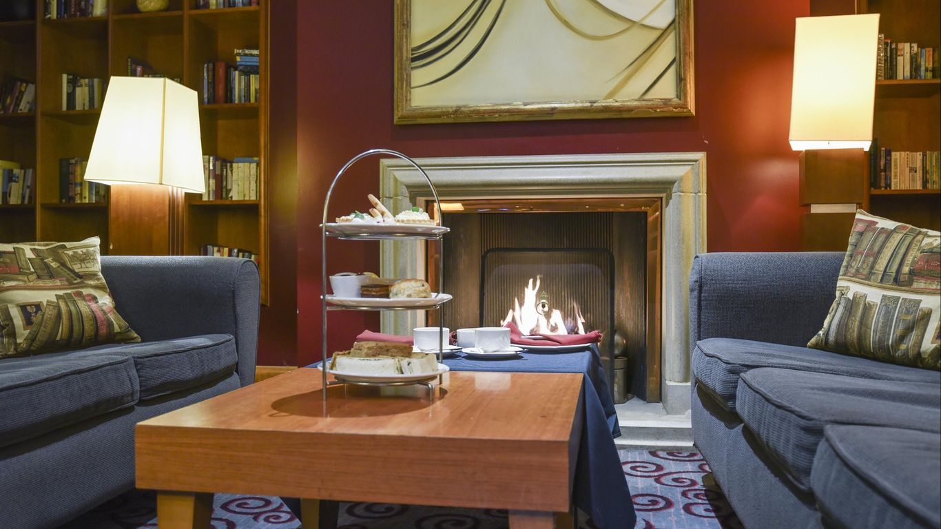 Apollo Hotel £40. Basingstoke Hotel Deals & Reviews - KAYAK