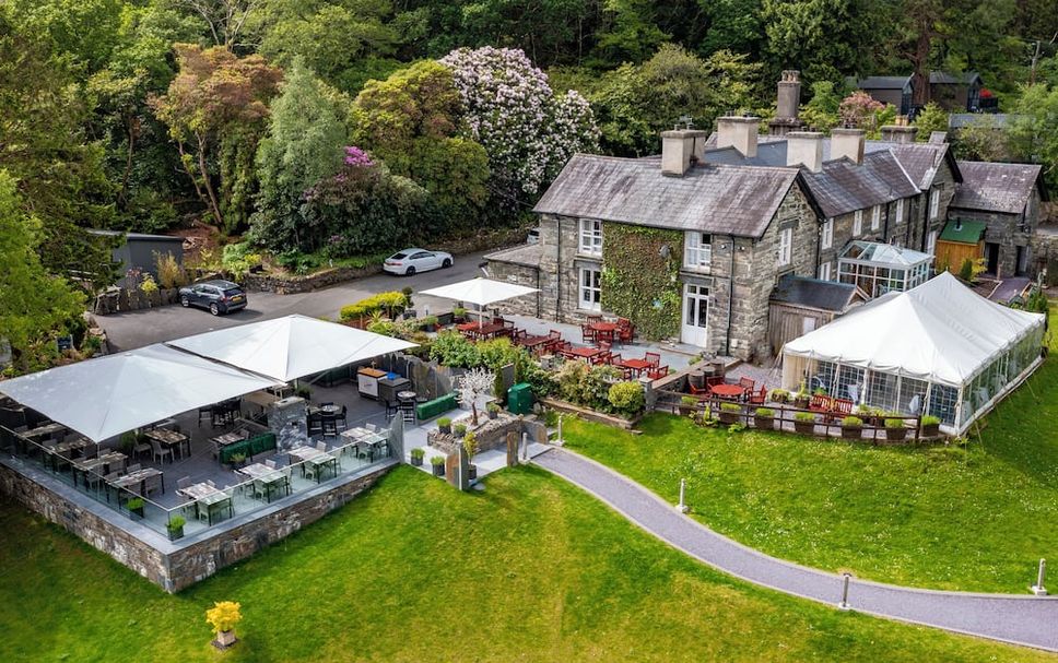 Aberdunant Hall Holiday Park £80. Porthmadog Hotel Deals & Reviews - KAYAK