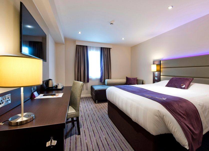 Premier Inn London Eltham £36. London Hotel Deals & Reviews - KAYAK