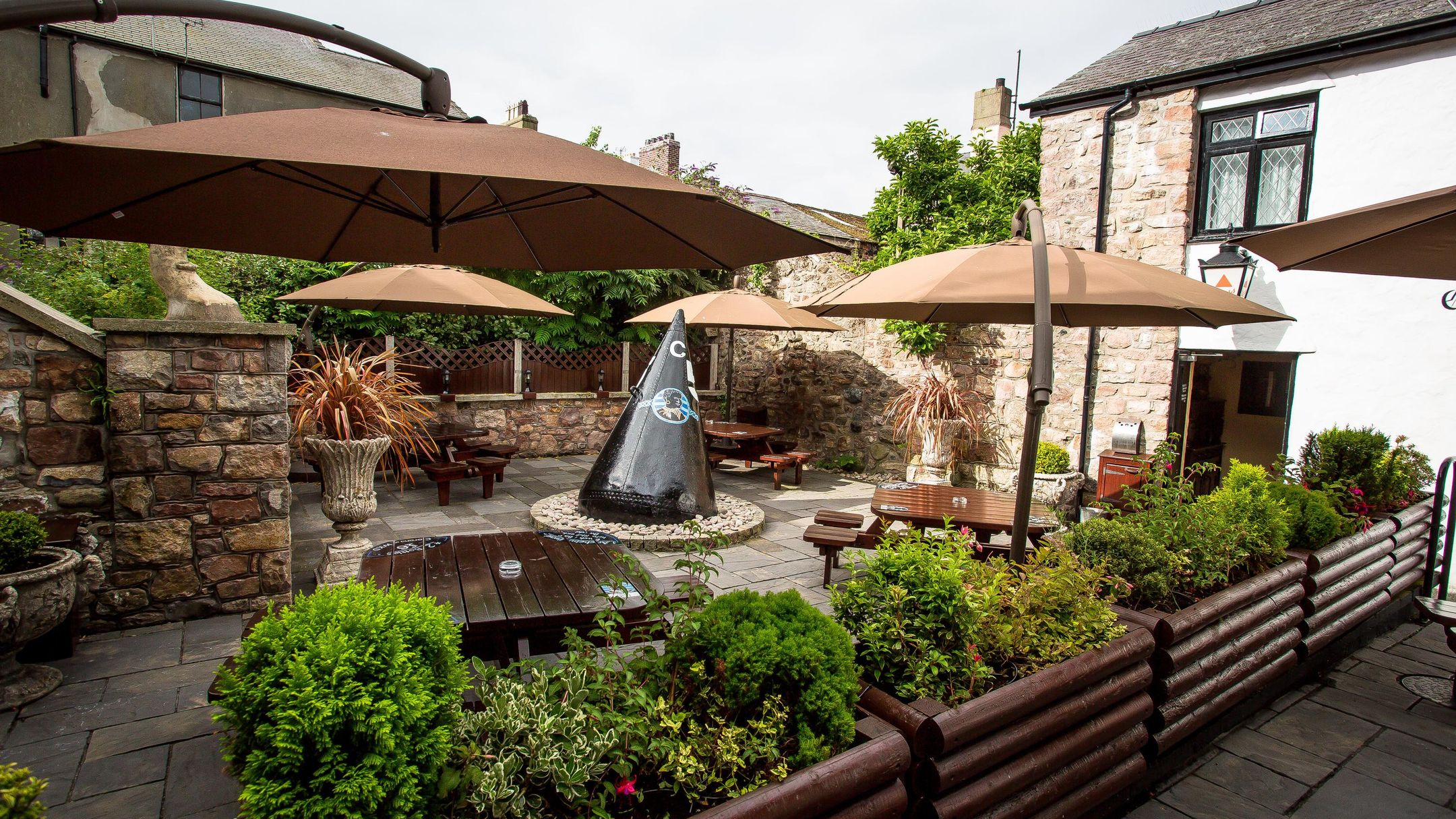 The Black Boy Inn £50. Caernarfon Hotel Deals & Reviews - KAYAK