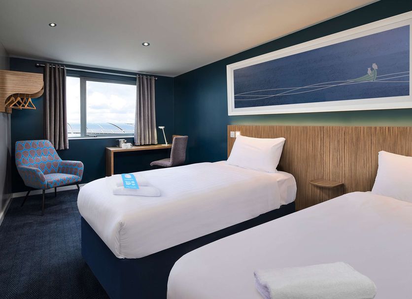Travelodge London Hackney £74. London Hotel Deals & Reviews - KAYAK