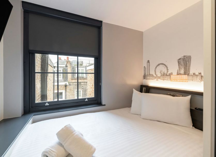 easyHotel London Victoria £47. London Hotel Deals & Reviews - KAYAK