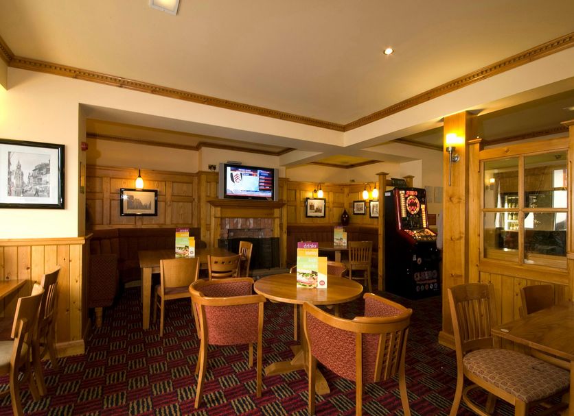 Premier Inn Dunfermline £48. Dunfermline Hotel Deals & Reviews - KAYAK
